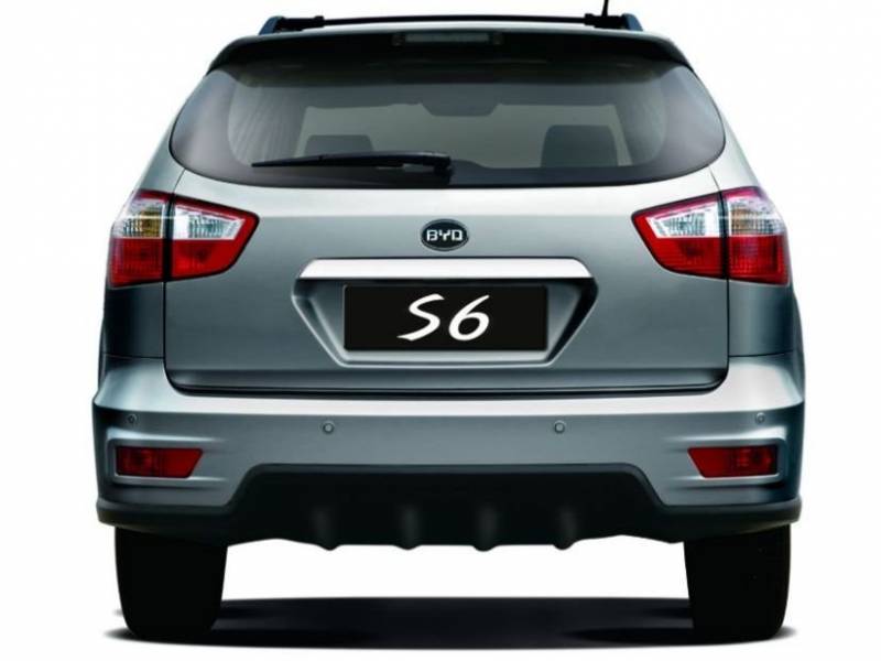 BYD S6 2015 | SUV Drive